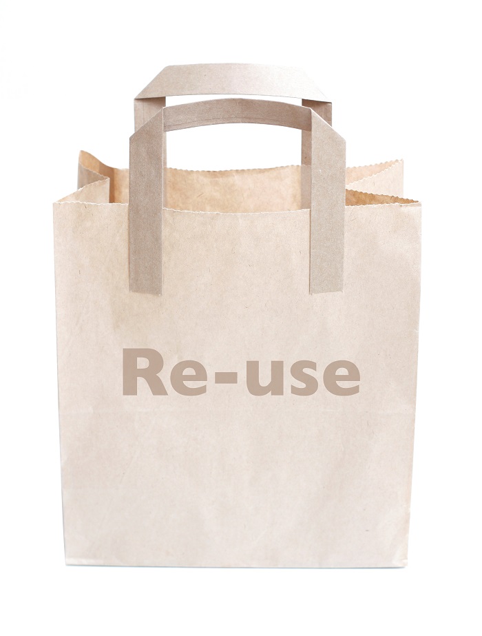 Some Clever Ways to Reuse Old Windows to Make Your Home Stand Out ...